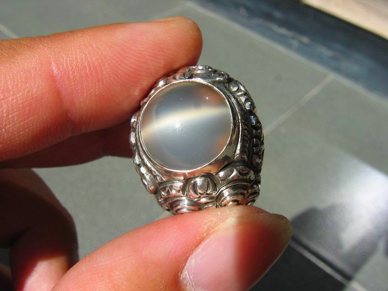 Cara Menggunakan Batu Mata Kucing - Perumperindo.co.id