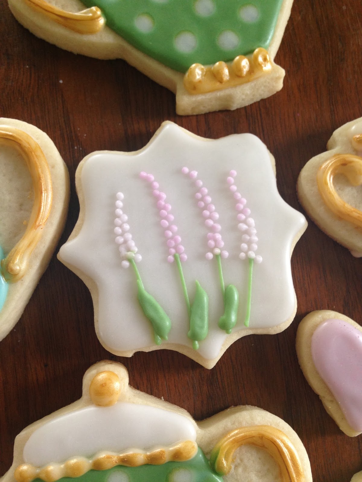 Country Cupboard Cakes: Bridal Tea Party Cookies