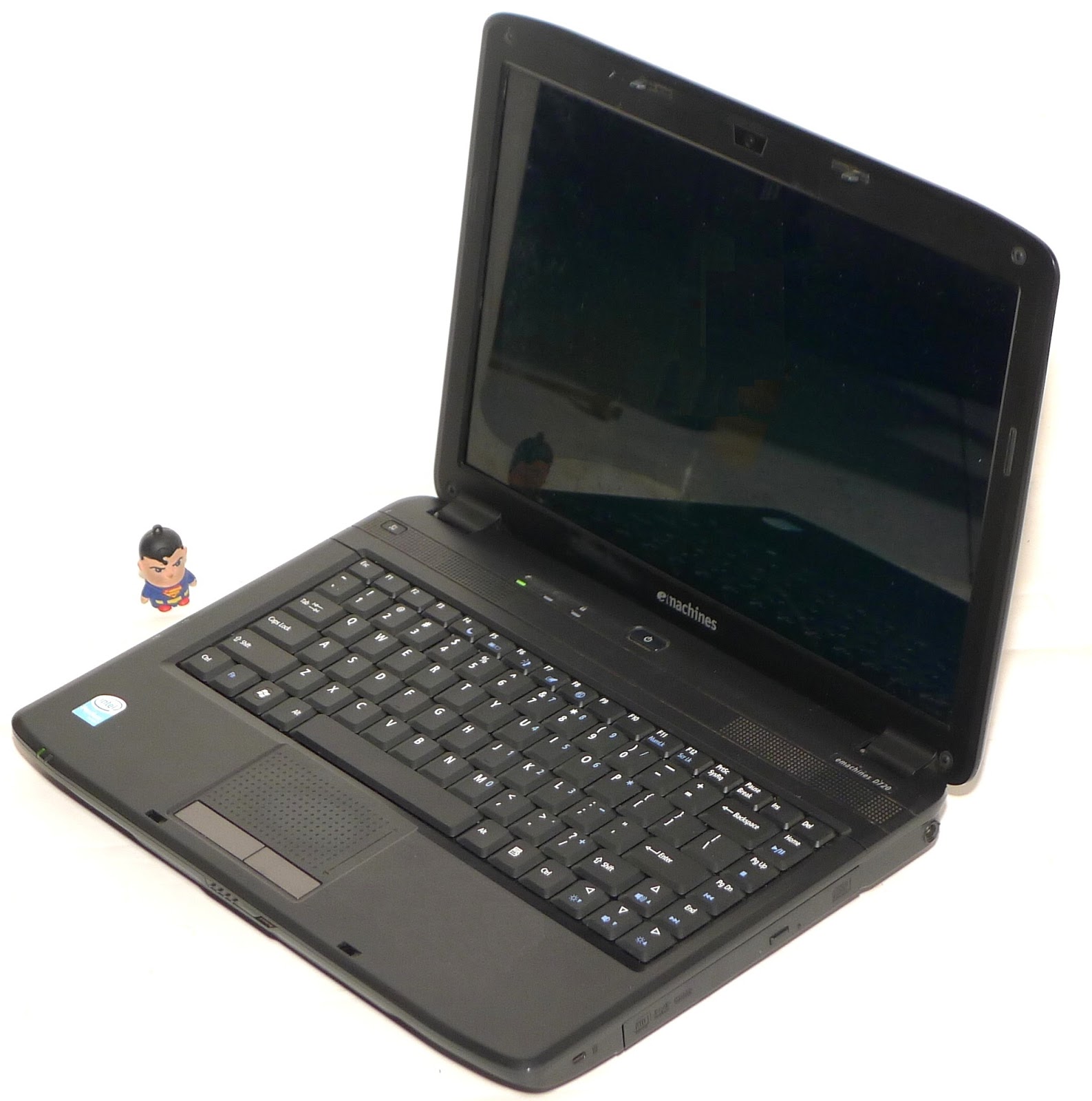 Jual Laptop Acer Emachines D720 Second Malang | Jual Beli Laptop Bekas ...