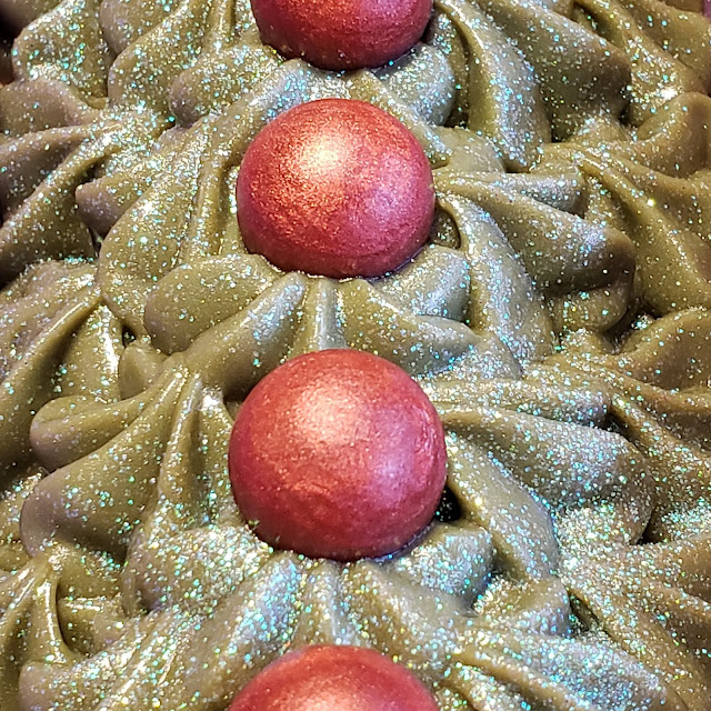 Aromatic Suds: Christmas Wreath Cold Process Soap