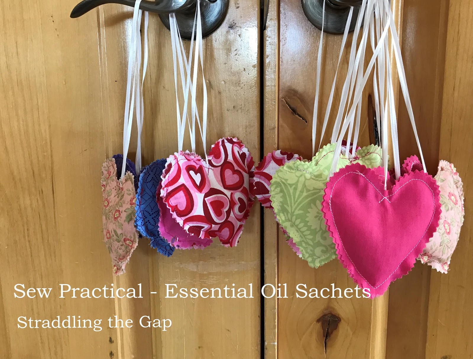Straddling the Gap: Sew Practical - Essential Oil Sachets
