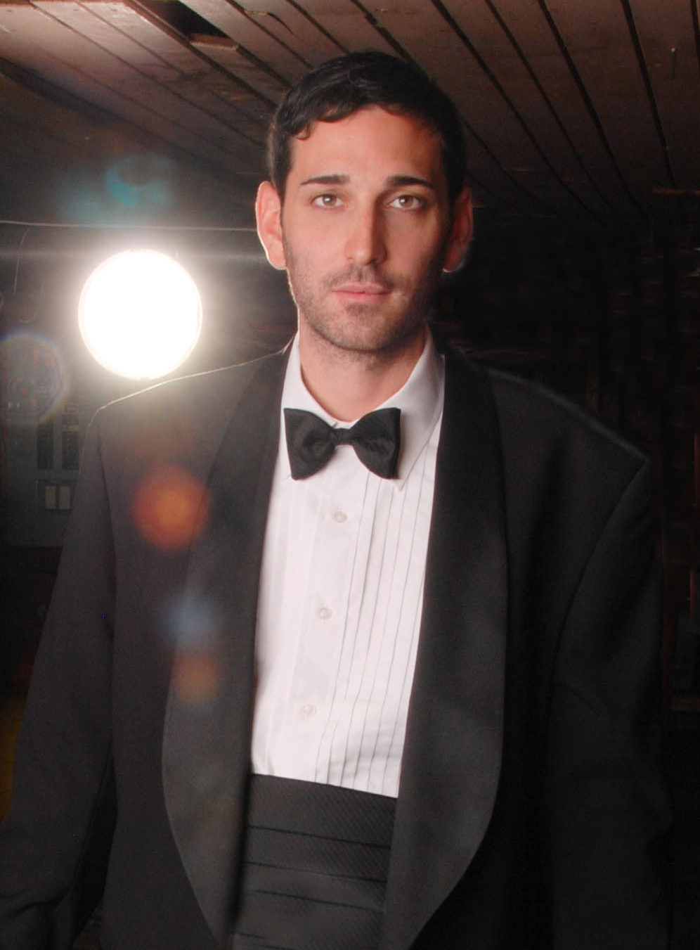 H2H-images: Agent 007 James Bandé.....model Alexandre