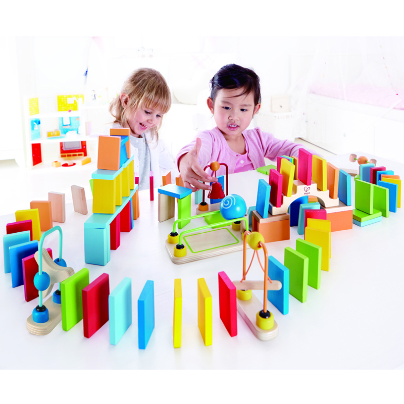 Σκέψεις για το παιδί και το παιχνίδι: ΤO ΠΑΙΧΝΙΔΙ ΕΠΗΡΕΑΖEI ΤΗΝ ...