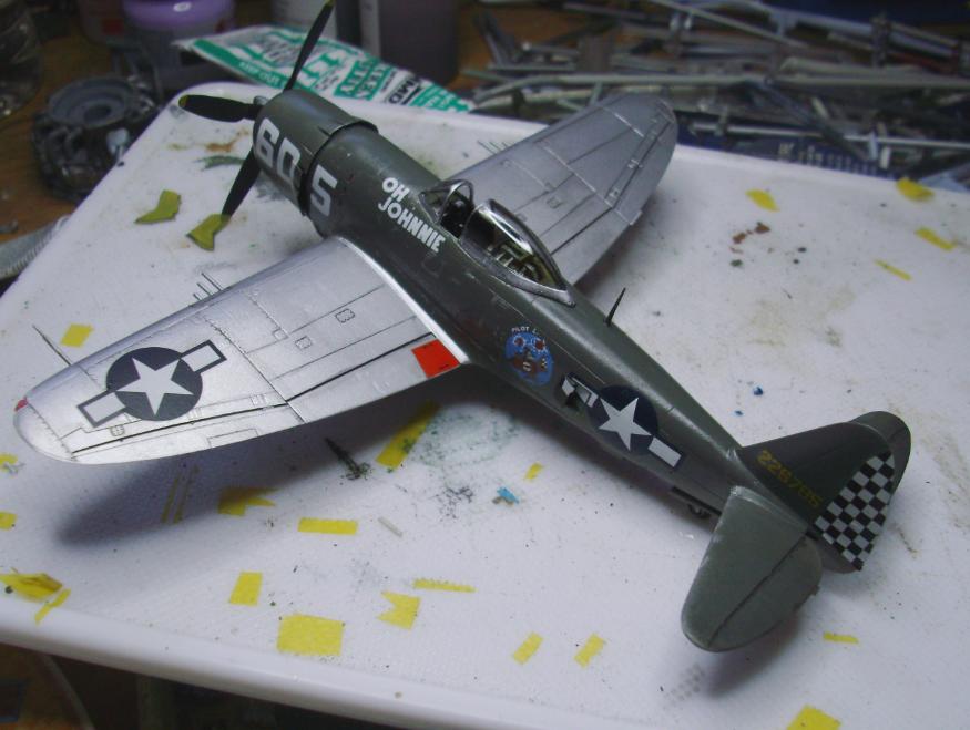 FalkeEins - a modelling blog: Revell P-47 1:72 Lt. Raymond Knight, 350th FG