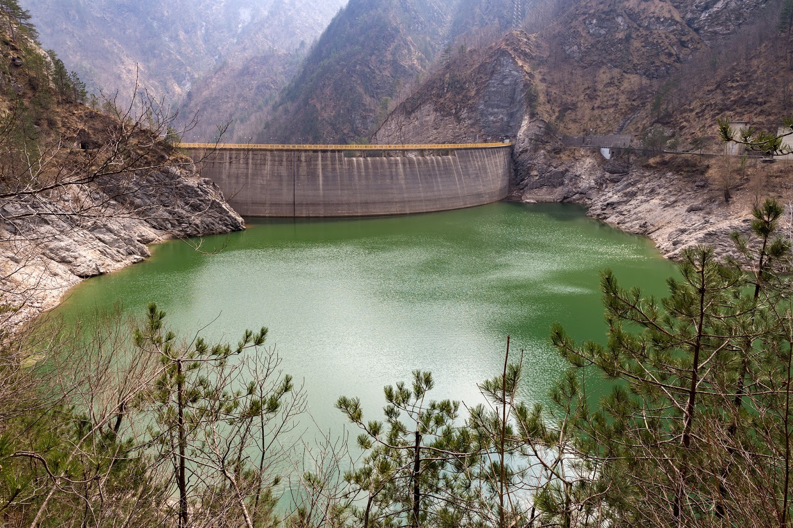 Montagne Sottosopra : CANAL DI MEDUNA: al lago di Ciul
