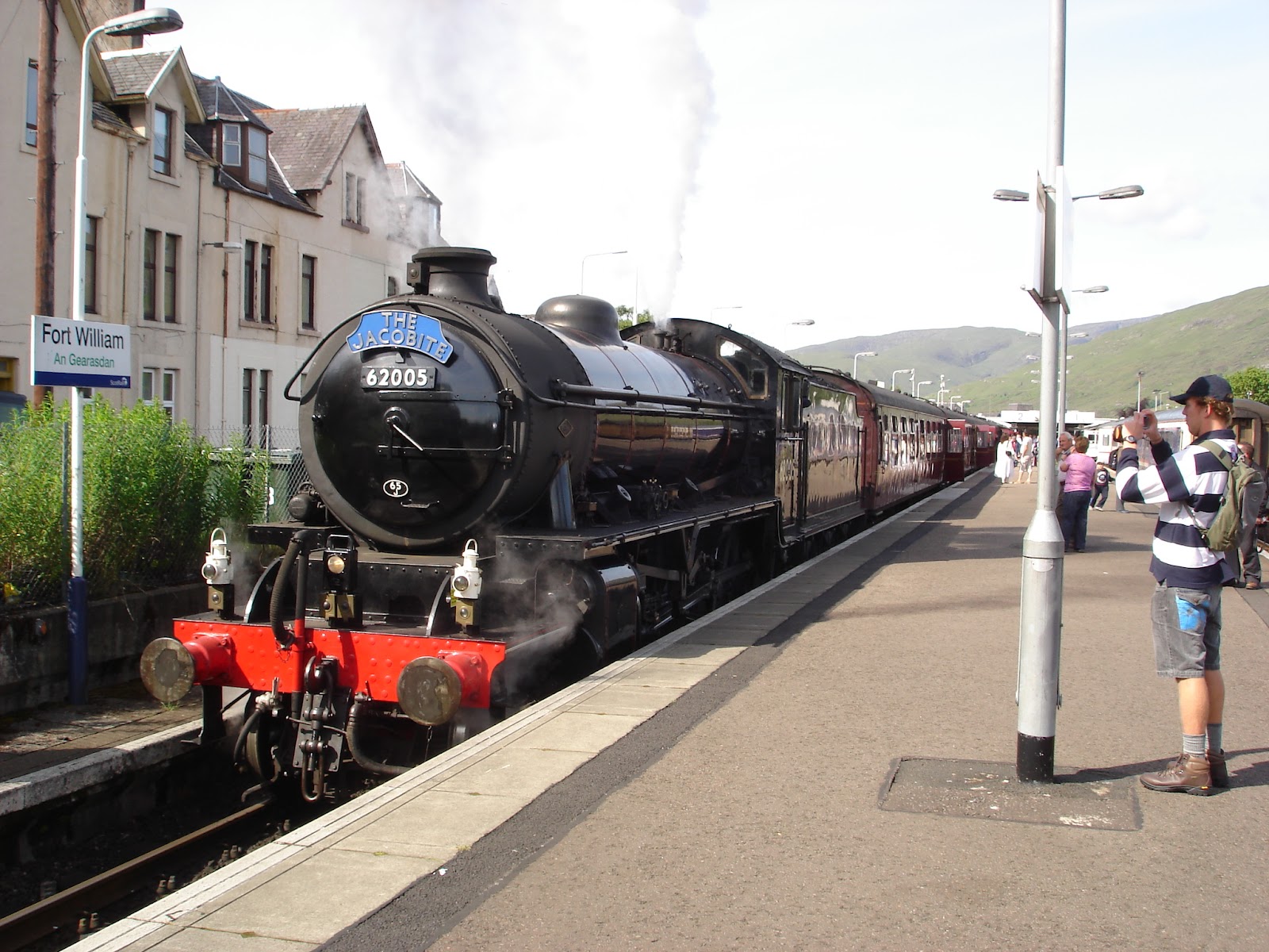 Wendy & Chris' UK adventure: Jacobite Steam Train – 19th June (Mallaig ...