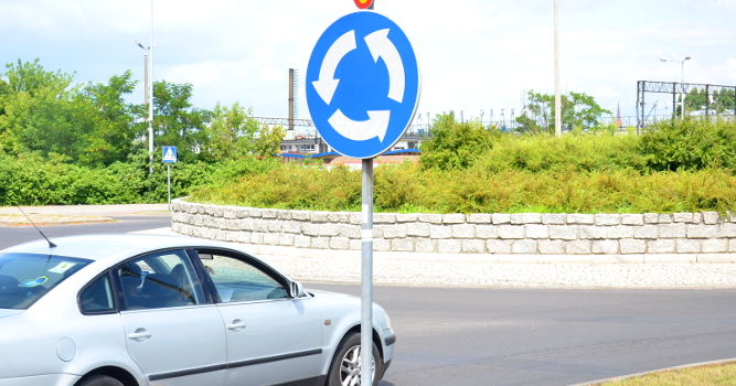 Blog o prawie na drogach - zasady ruchu drogowego nie tylko dla kierowców: 53. Wjazd na RONDO wg ...