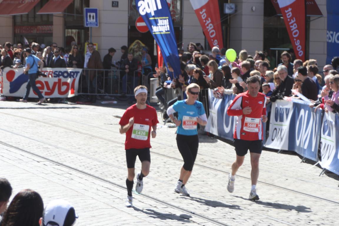 riki´s lauf-Fotos: OMV Linz Marathon 2011