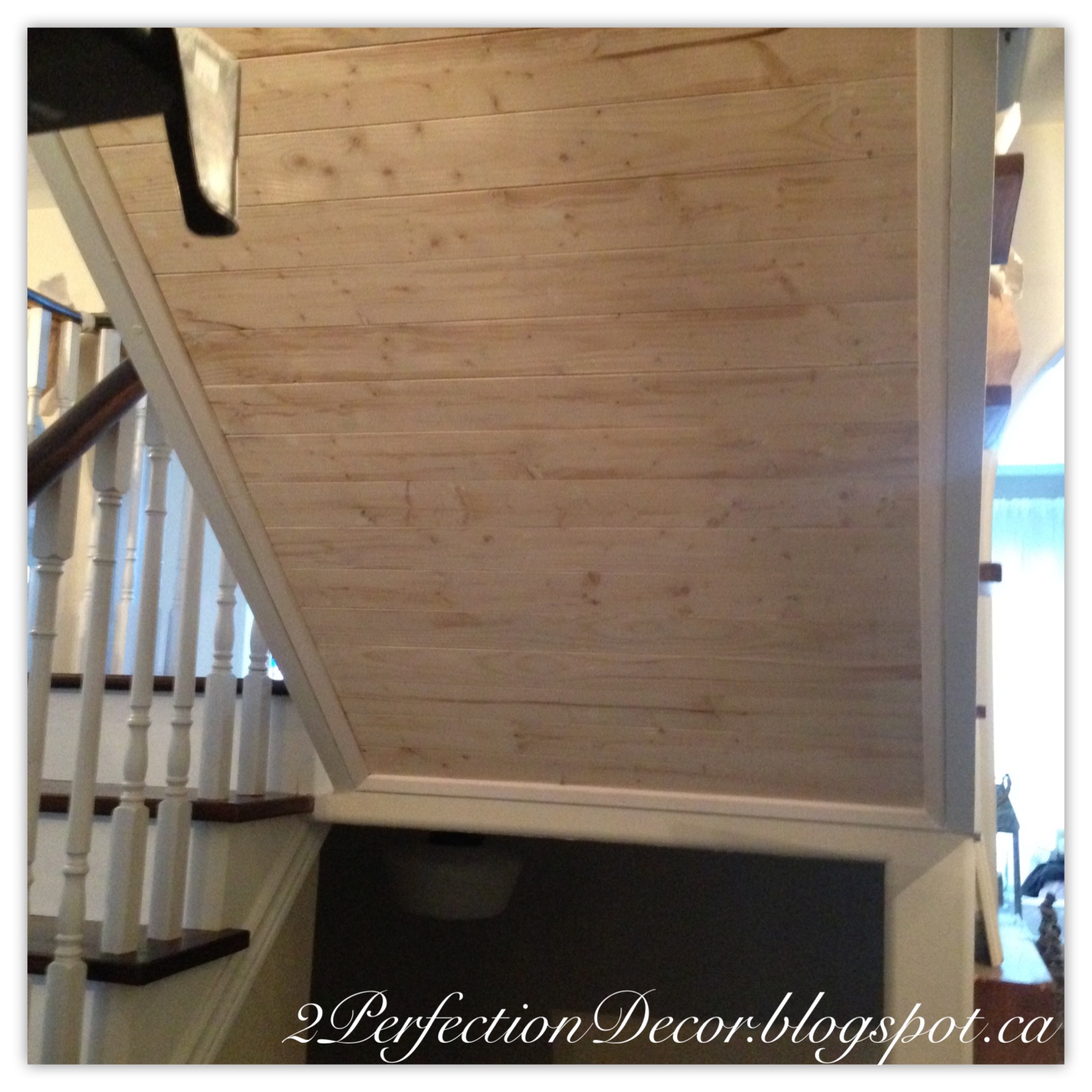 2Perfection Decor: Planked Wood Stair Ceiling