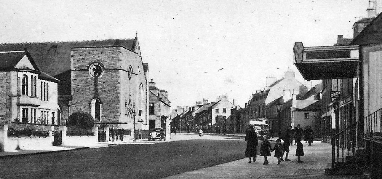 Tour Scotland: Old Photograph Entrance To Pavilion Cinema Forfar Scotland