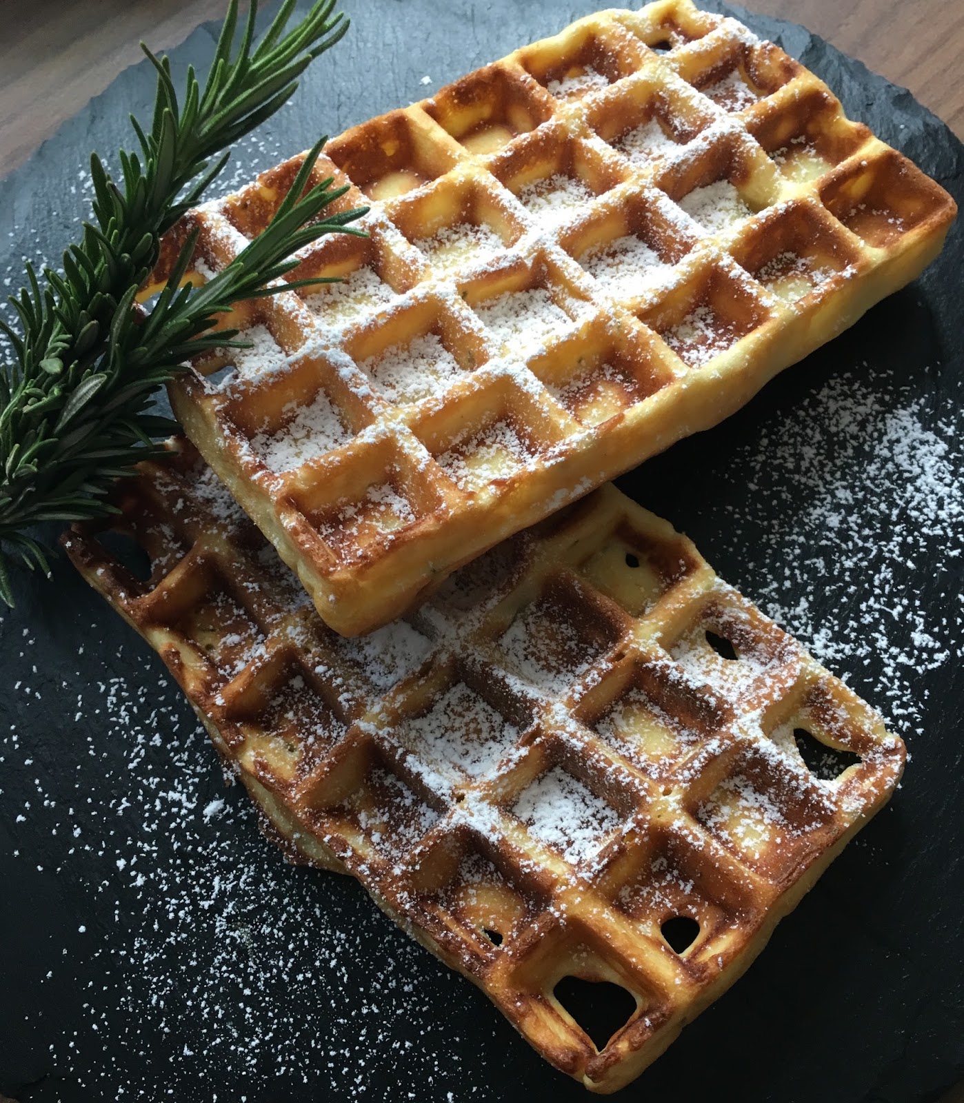 Lust auf Lecker 🌶: Orangen-Rosmarin-Waffeln