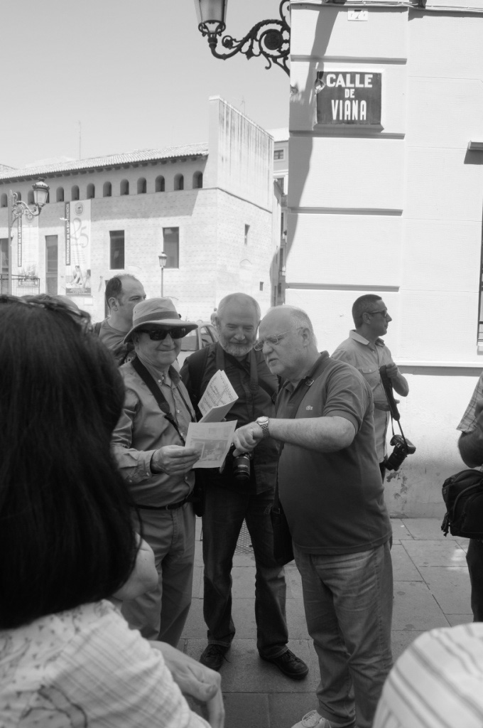 "UN MES CON COLLADO": Taller:"Fotografiar las fotos de Collado con Collado"