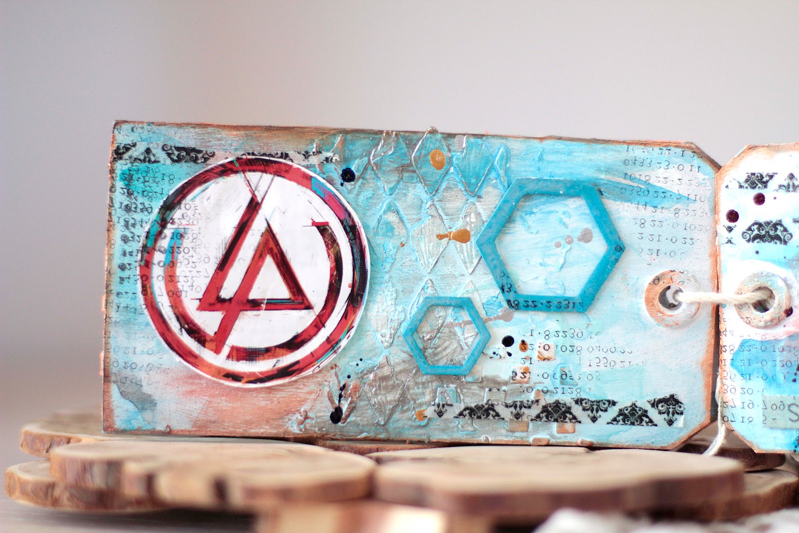 Tag mini-album and Video tutorial - Ideas warehouse