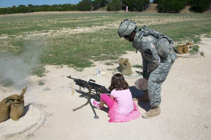 Family Day, Part IV: M240B Machine Gun Range