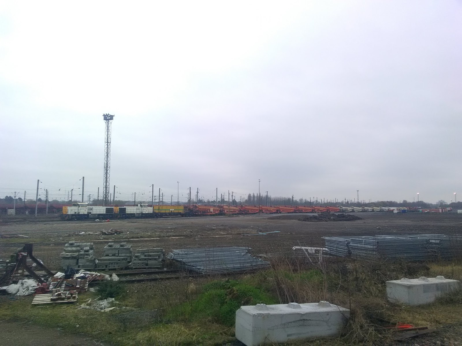 LA PASSION DU TRAIN: Base Travaux Lille Délivrance en service