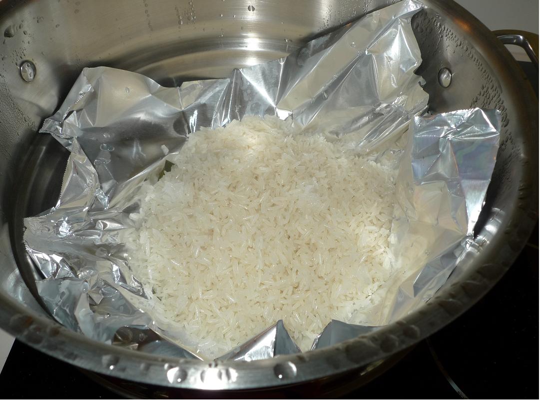 Amporn's Thai Kitchen: Blue Sticky Rice with Mango