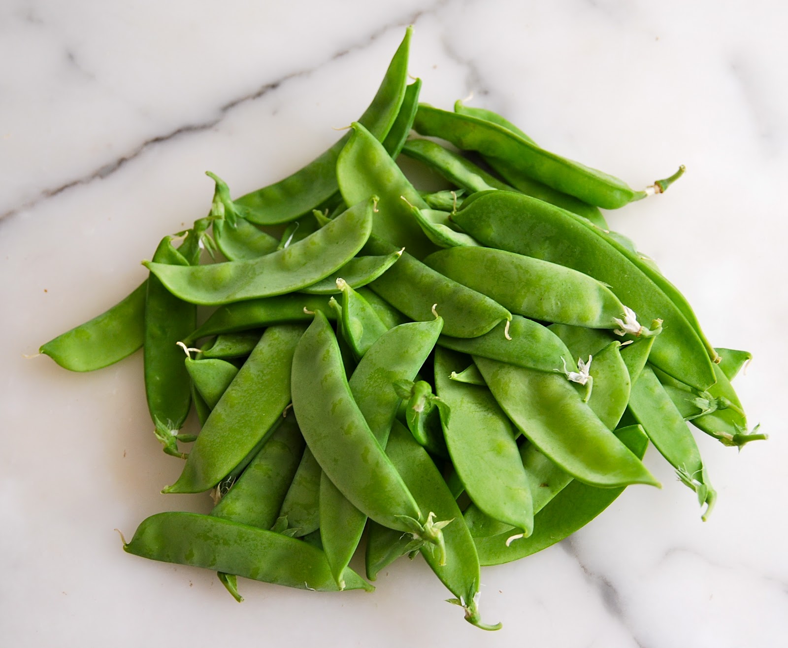 My Recession Kitchen...and garden: Lemon Risotto with Spring Peas