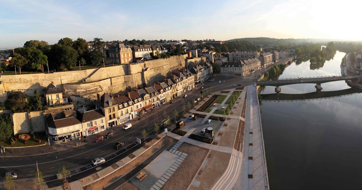 Les Châteaux Royaux , Seigneuriaux et les villes Royales, Historique en ...