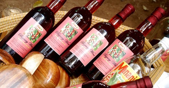 Philippines Cuisine: Bignay Wine in Baguio