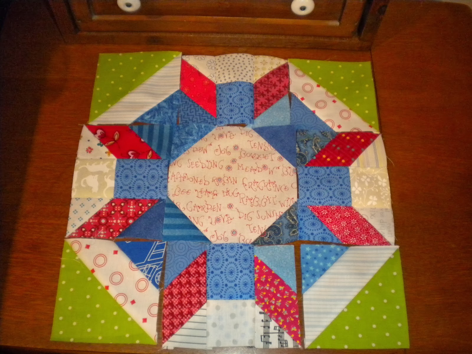Piece n Quilt: Easy Castle Wall Block