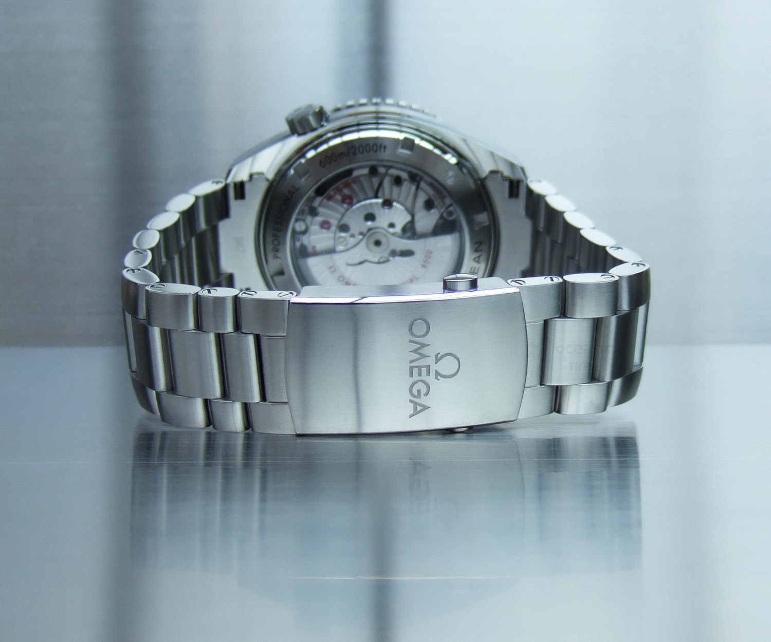 OMEGA Seamaster PLANET OCEAN Cal. 8500