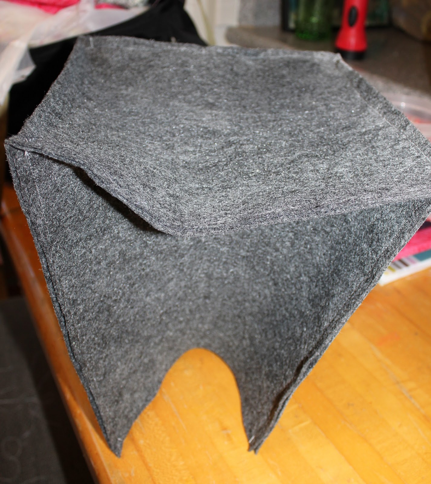 PeaHen Pad: DIY Grey Felt storage bins