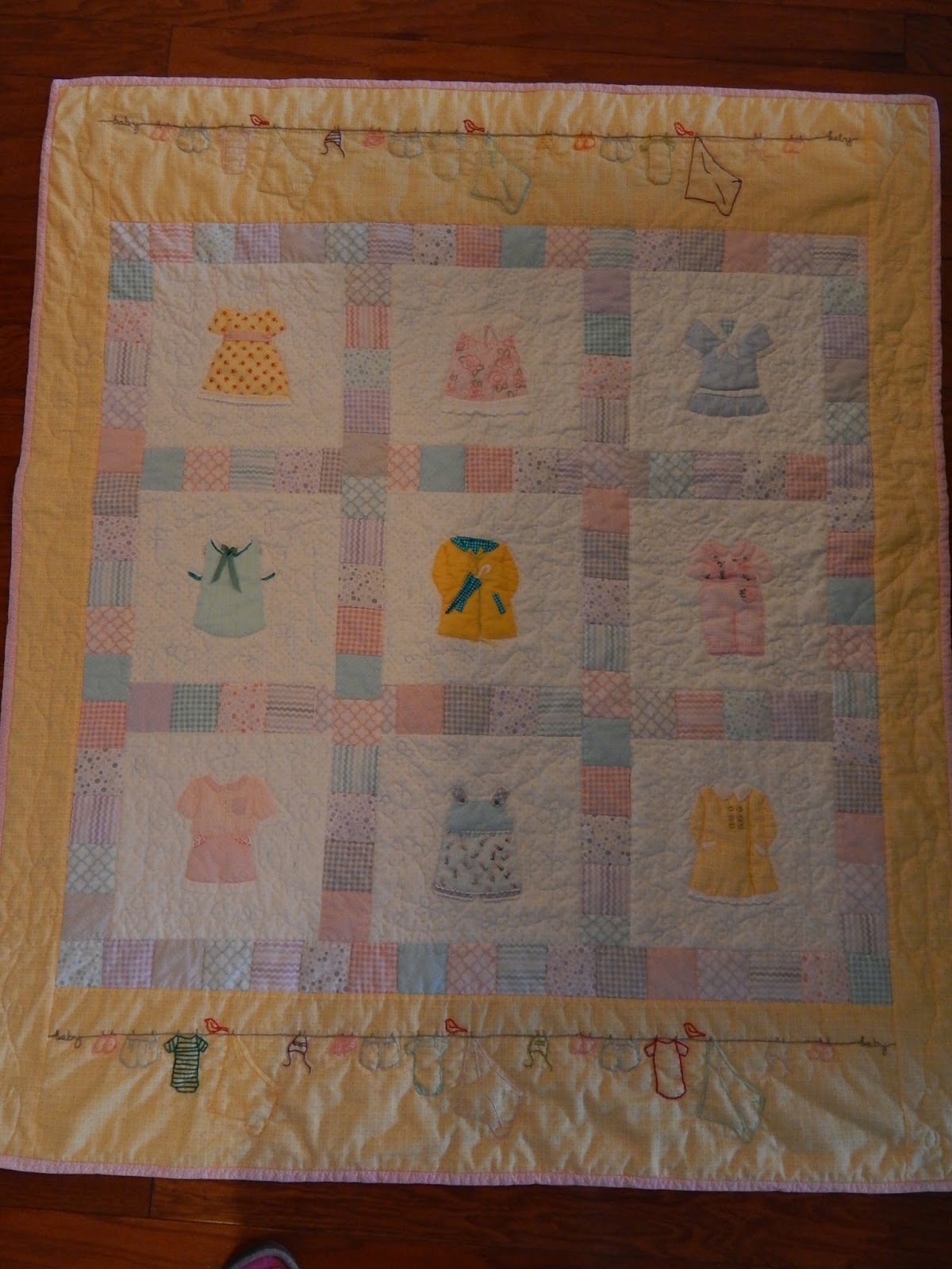 She's just a girl who creates...: She Quilts!