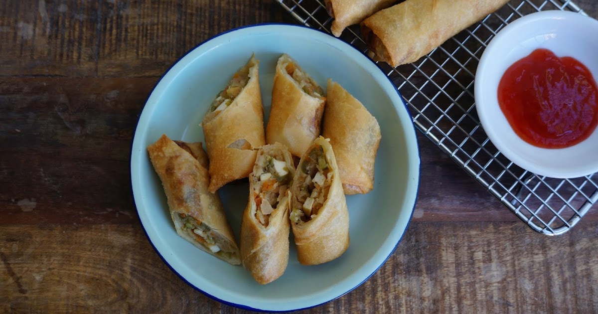 Deep-Fried Vegetable Spring Rolls (popiah Goreng)