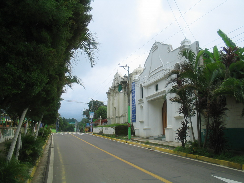 ven y observa las bellezas que El Salvador le ofrece a todos sus turistas.