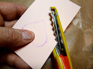 Make it easy crafts: Recycled Paper Valentine Heart Pins