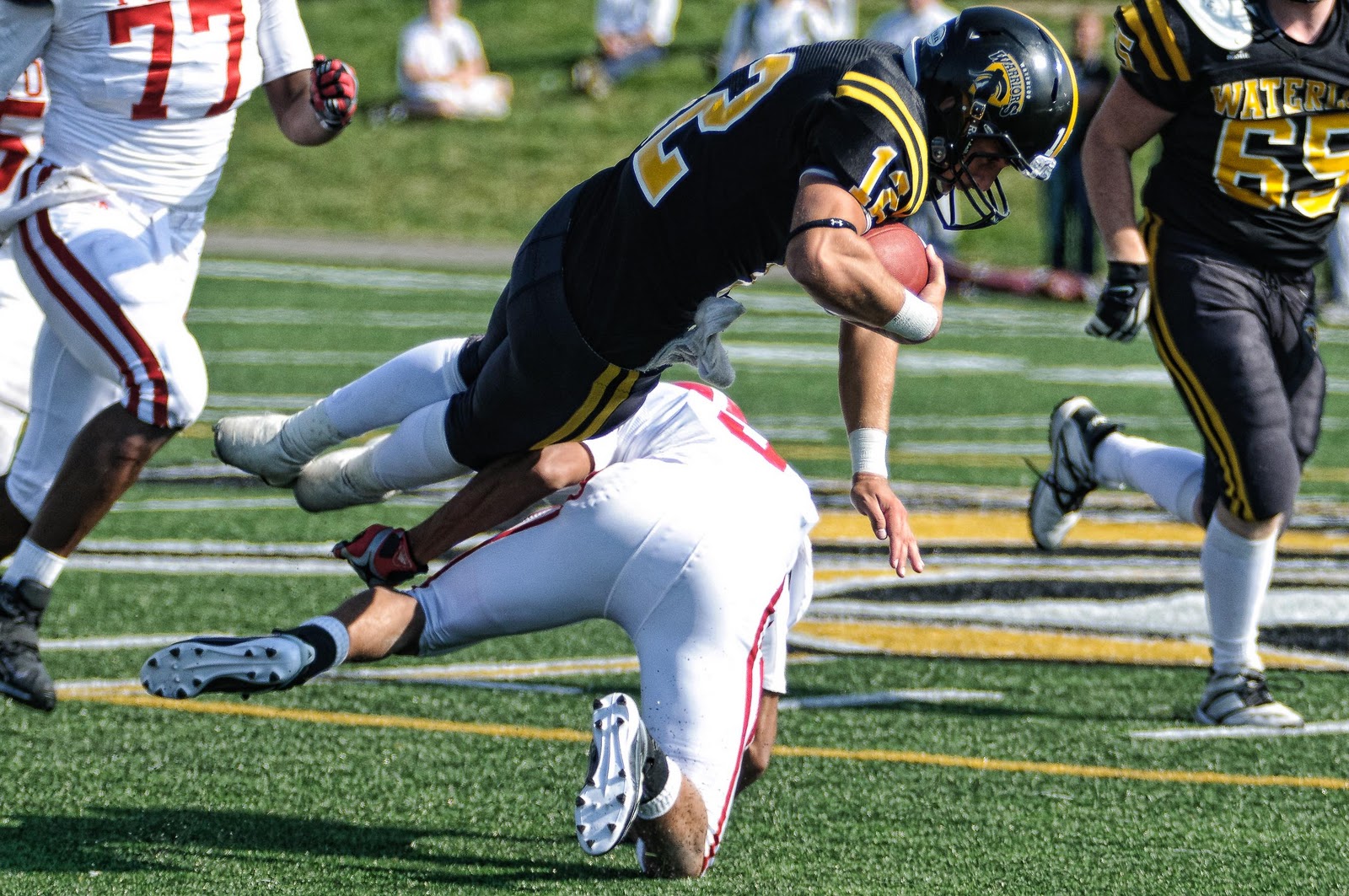 Trevor Mahoney Photography: CIS Football Best of 2011
