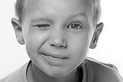 ¿Qué es y cómo funciona el parpadeo? | Lenticom