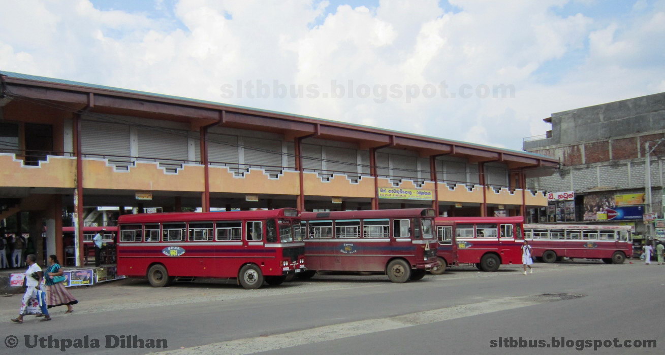 SLTB buses - ශ්‍රී ලංගම බස්: SLTB bus stand Rambukkana