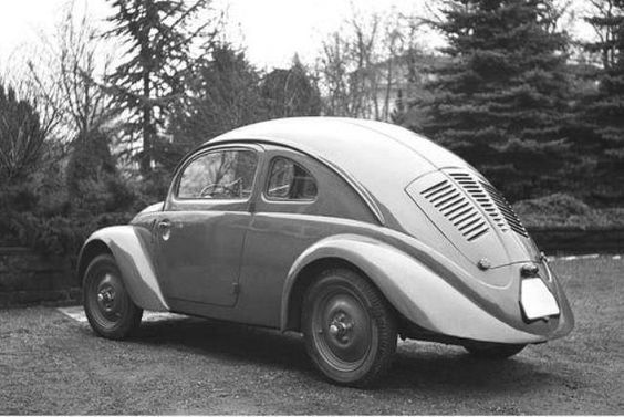 World War II in Pictures: The VW Beetle During World War II