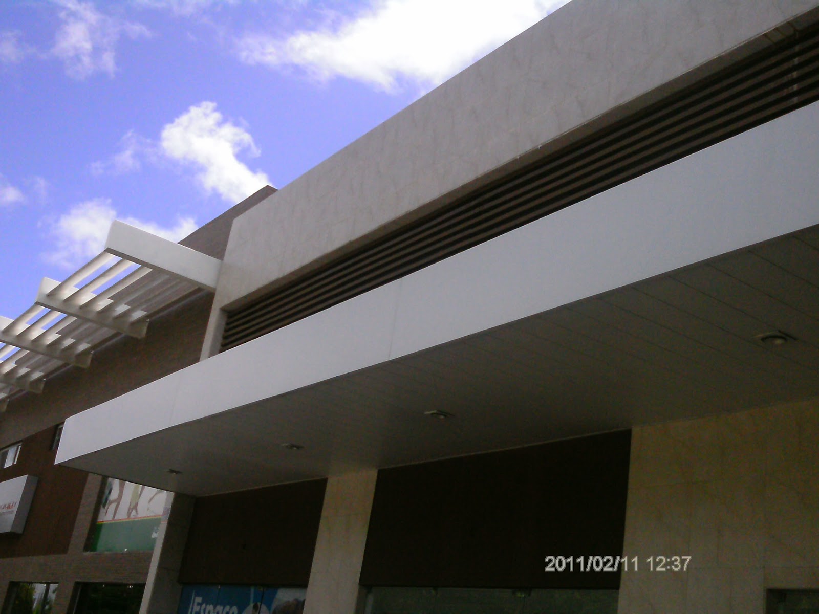 ACERTO: PATIO CAMBEBA - COBERTA EM ESTRUTURA METALICA E TELHA DE ...