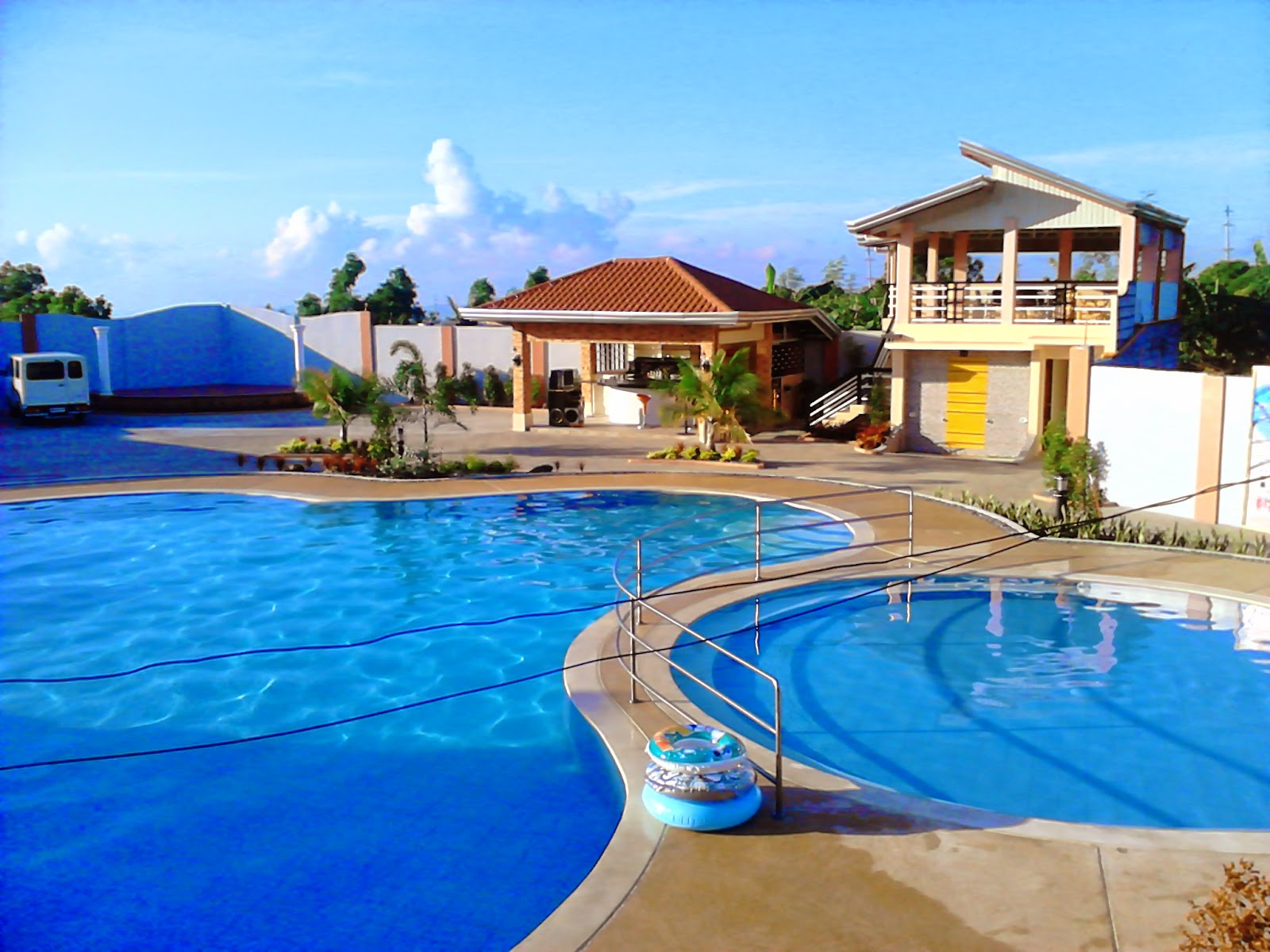 SwimConsulting: Mt. Tarak: A promising resort, restaurant, and guest ...