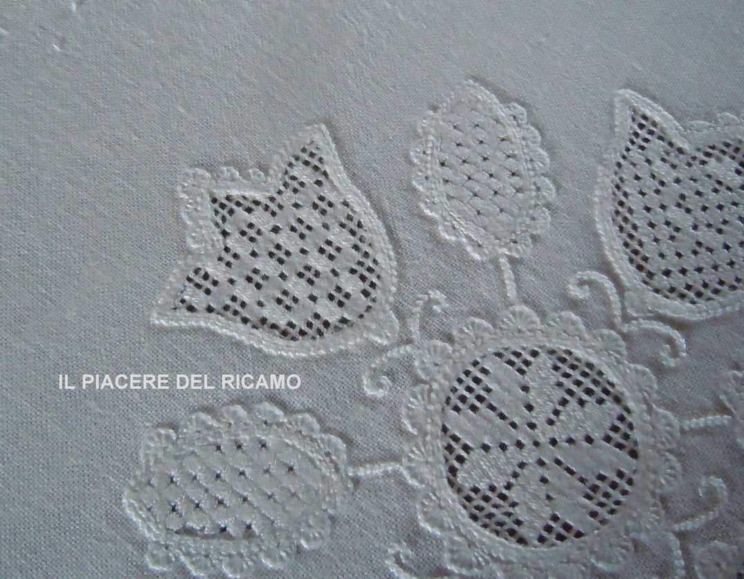 Il Piacere del ricamo: luglio 2013