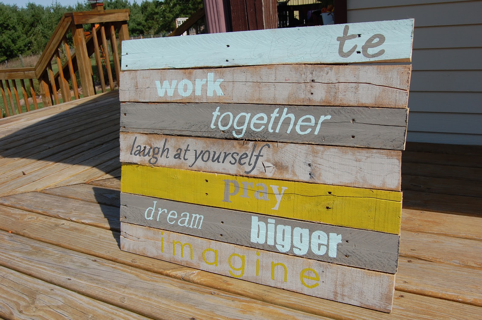 Cherry Blossoms & Chickens: Fox 11 - Pallet Sign TUTORIAL