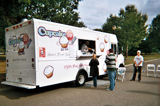 CakesInMyBasket: CupCake Truck!