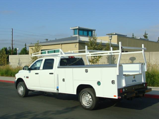 The Harbor TradeMaster Service Body with Forklift Loadable Rack ...