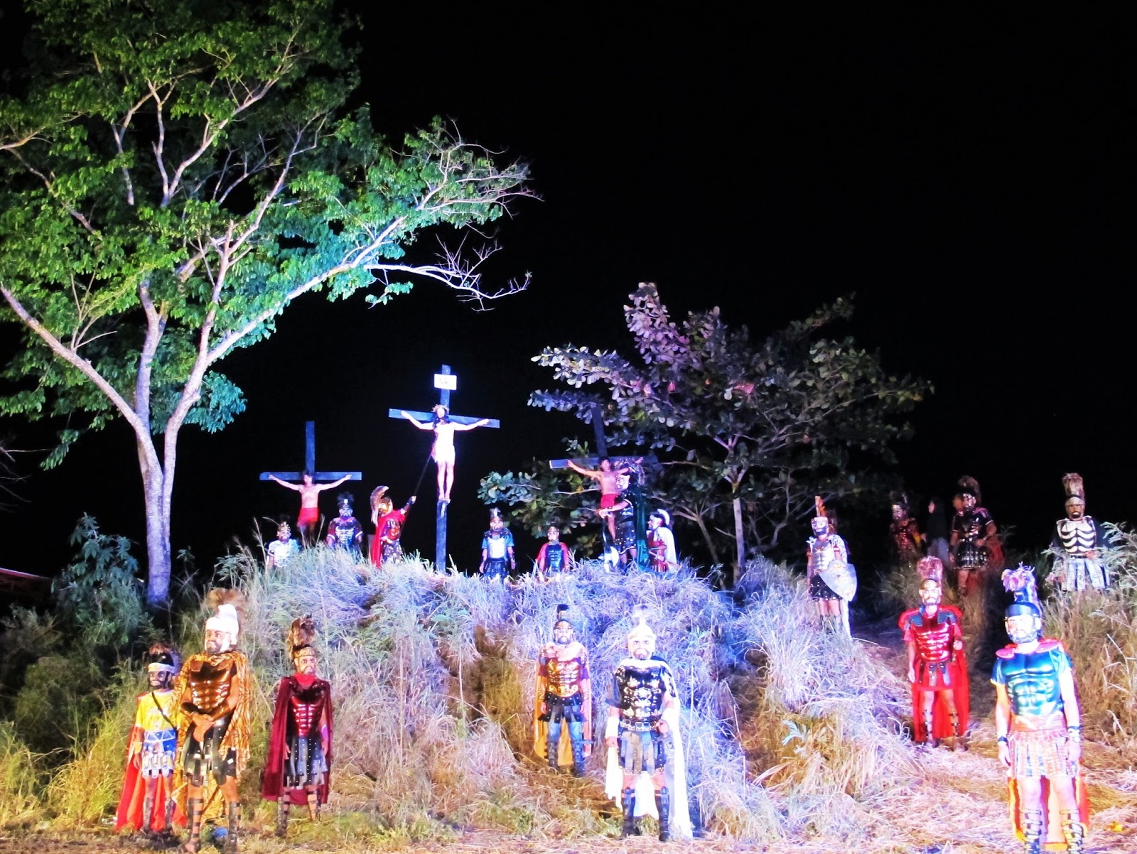 Gridcrosser: Customs, Costumes and Colors: The Moryonan of Marinduque ...