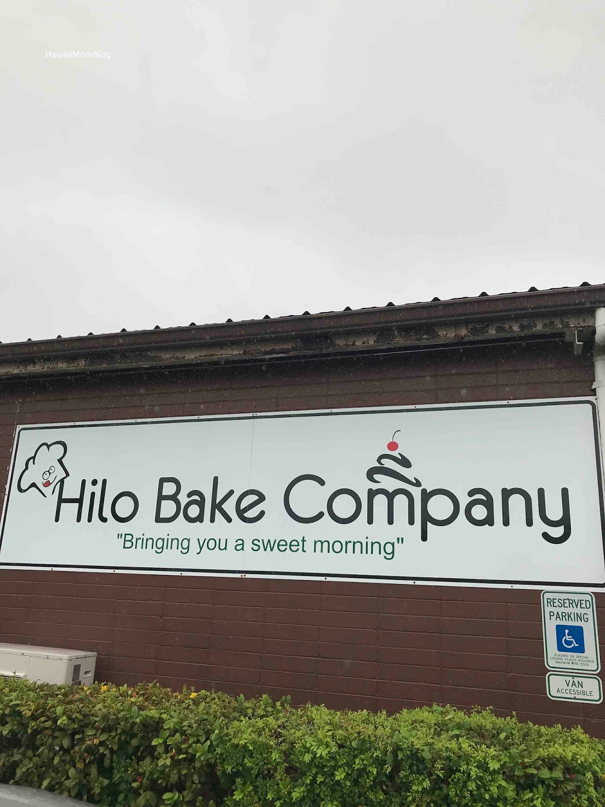 Hawaii Mom Blog: Hilo Day Trip Stop 1: Hilo Bake Company