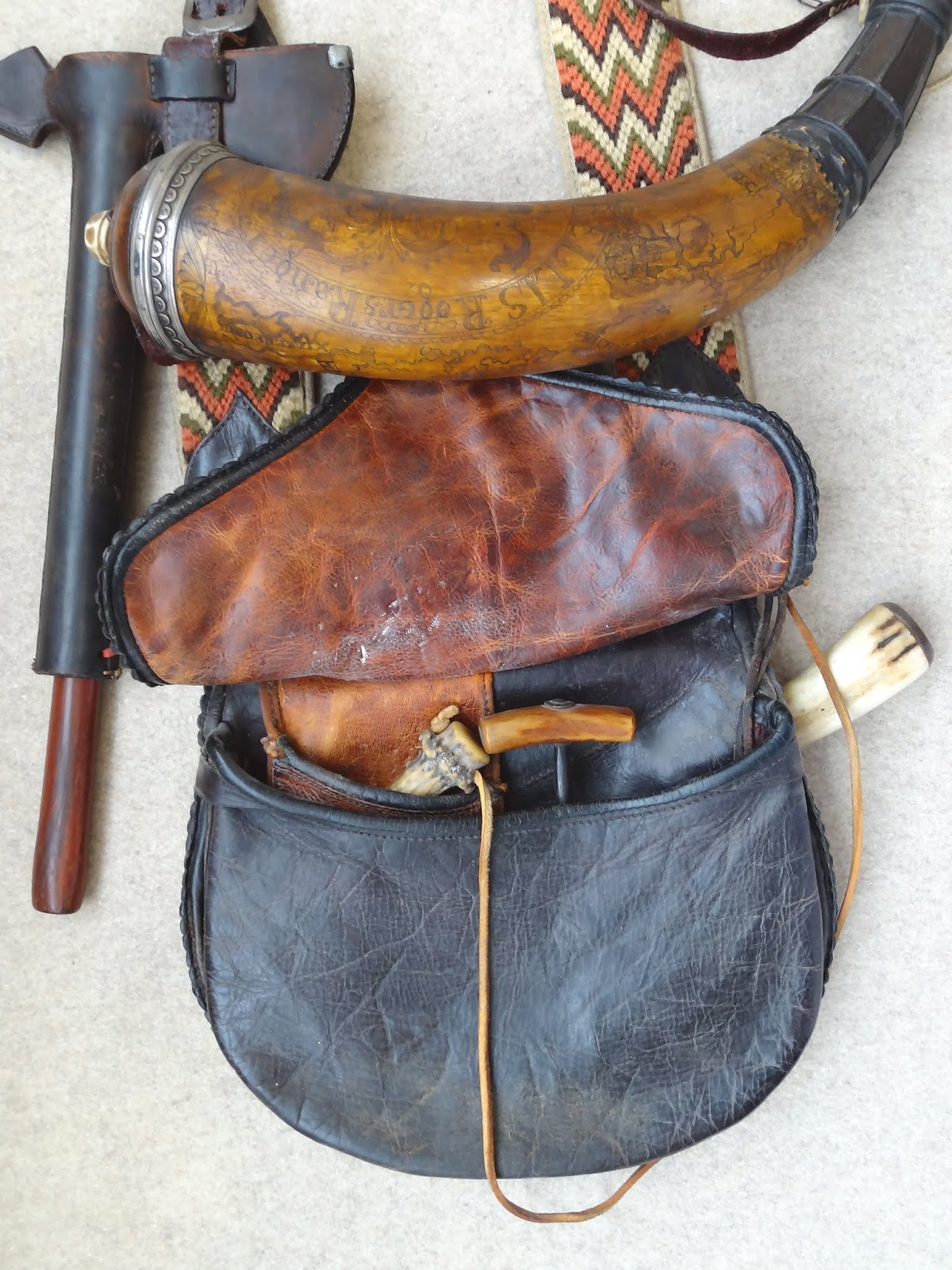 Contemporary Makers: Hunting Pouch and Powder Horn by Gary Birch
