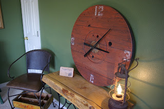 Reclaimed Rustics: Wire Spool Clock