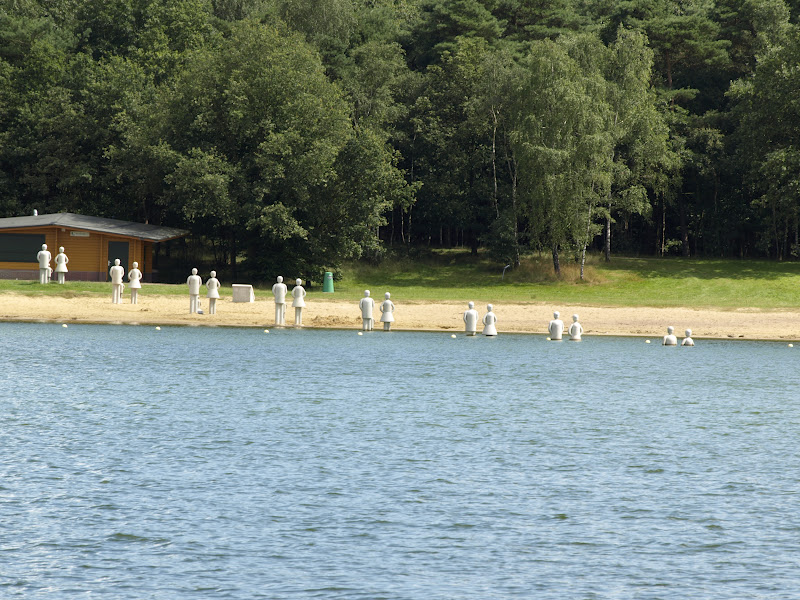 Hennie: Beelden bij het Heerderstrand