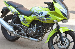 pulsar 220