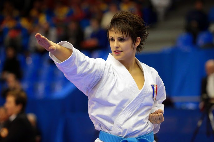 El Dojo de Kalvin: Beneficios que obtienen las mujeres en el Karate
