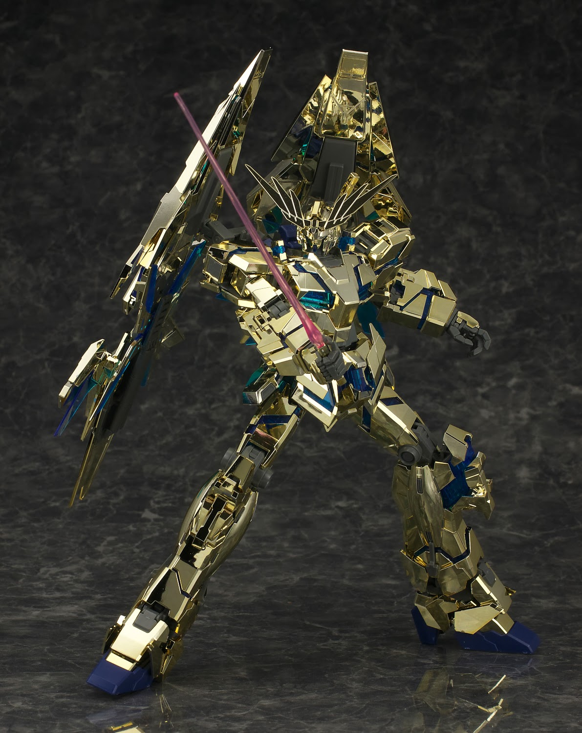 GUNDAM GUY: MG 1/100 Unicorn Gundam Unit 3 "Phenex" - Review by Taste