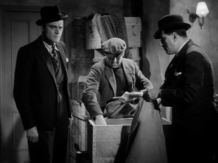 Classic Movie Ramblings: The Flying Squad (1940)