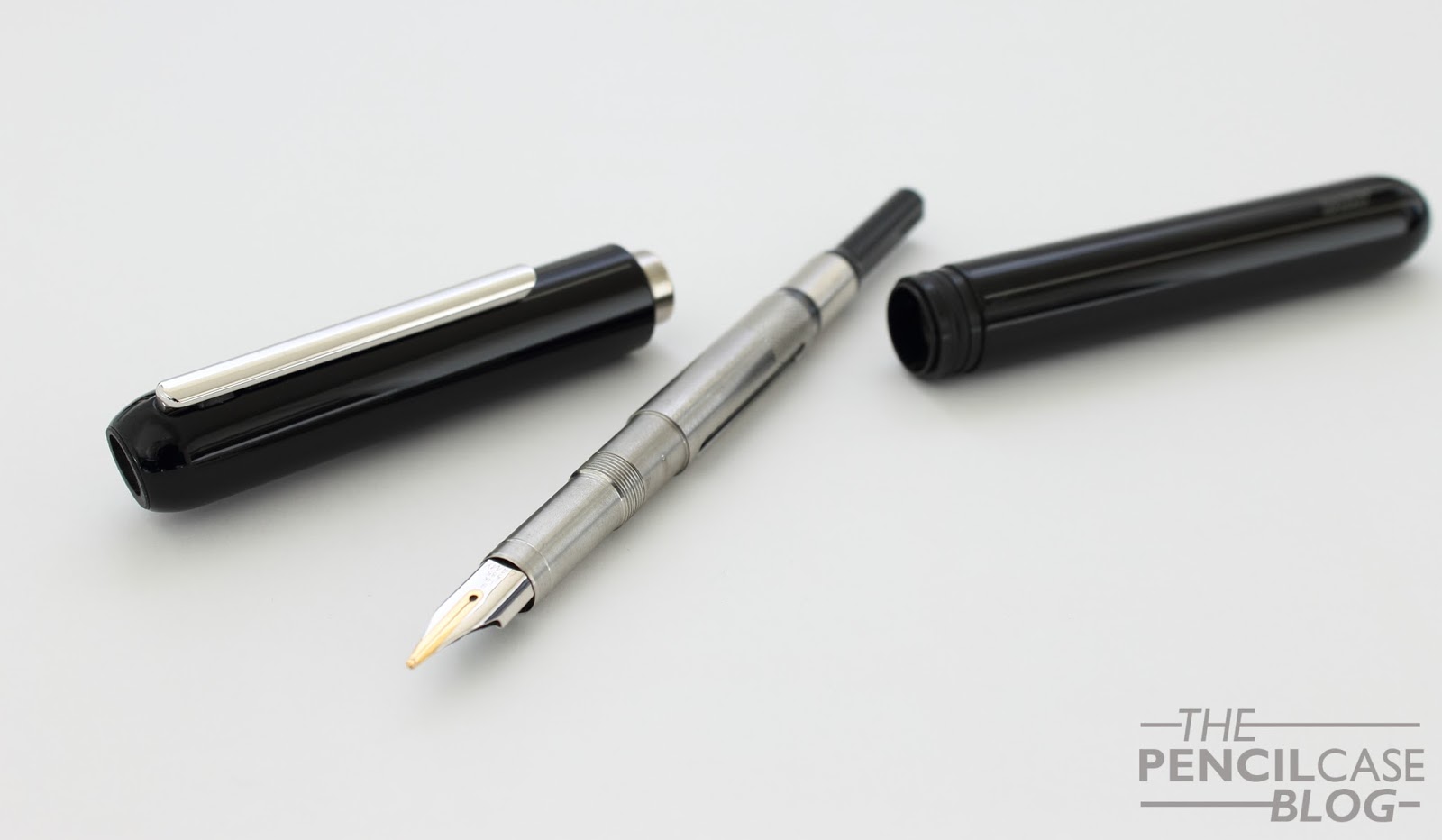 LAMY DIALOG 3 FOUNTAIN PEN REVIEW | The Pencilcase Blog | Fountain pen ...
